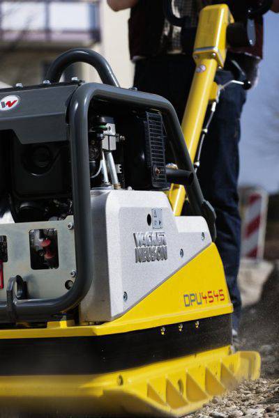 Wacker Plate Compactor DPU 4545He: Olympus pugmill systems & CFBs, Stratos asphalt distributors ...